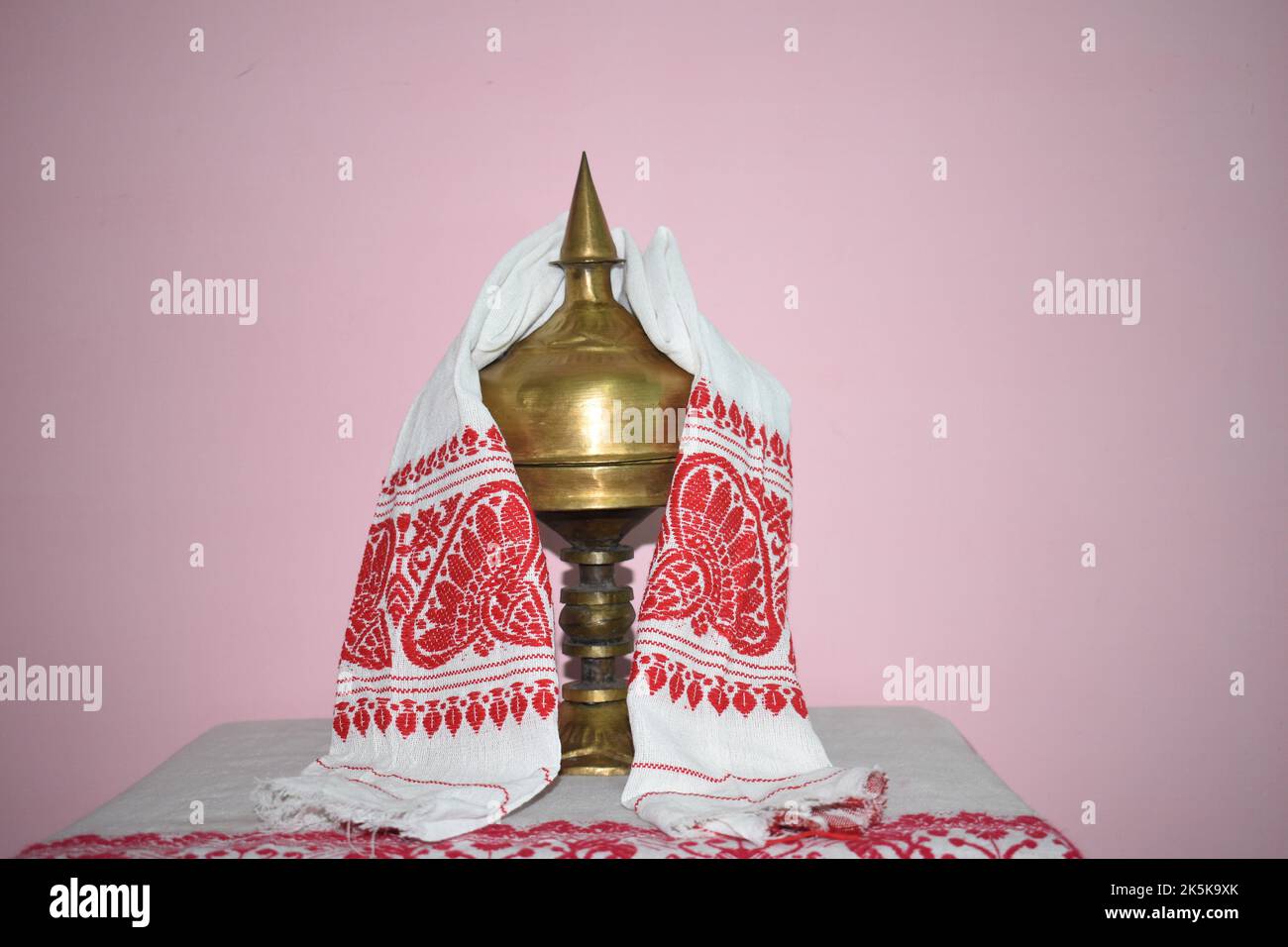 A Xorai with a Gamusa wrap on top of it. Xorai is one of the ...