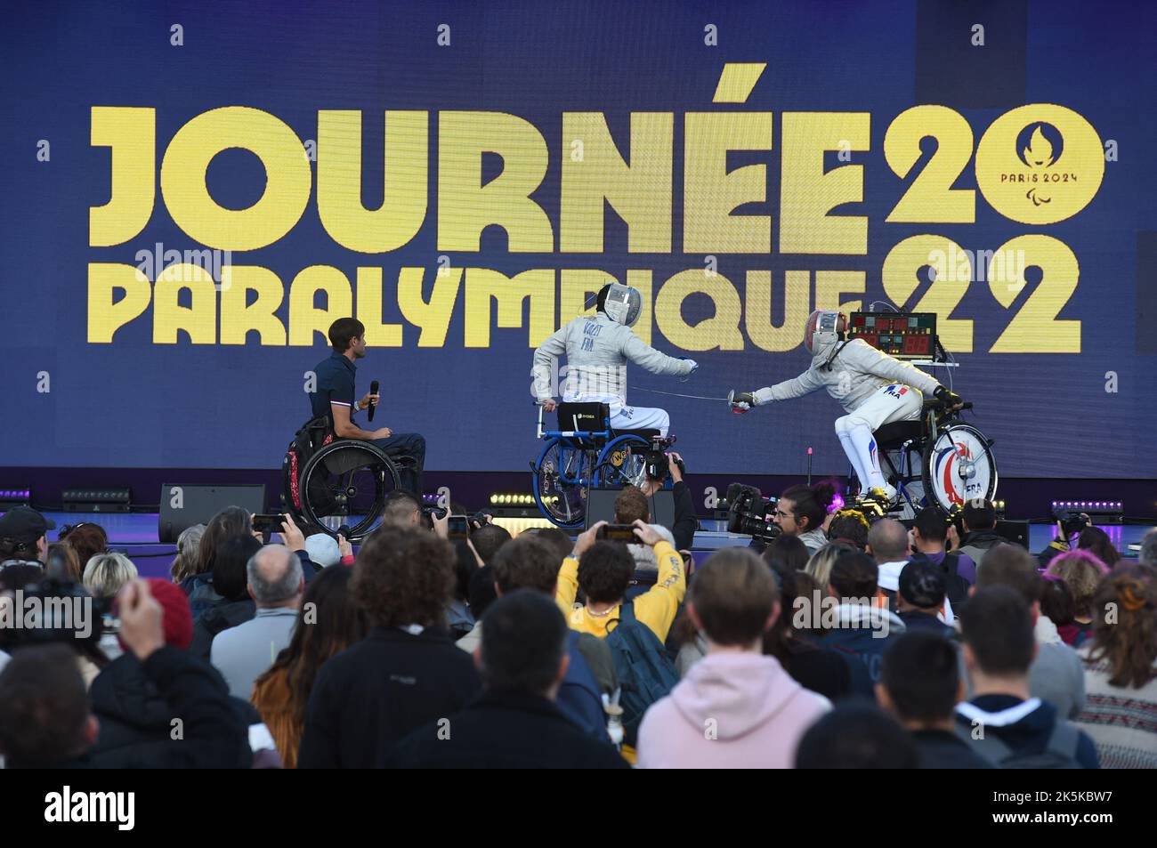 Maxime Valet, French handisport fencer and Moez El Assine, French ...
