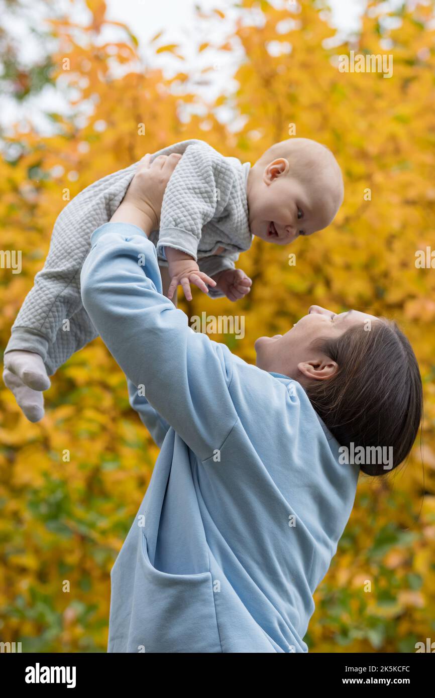 Lift fist hi-res stock photography and images - Alamy