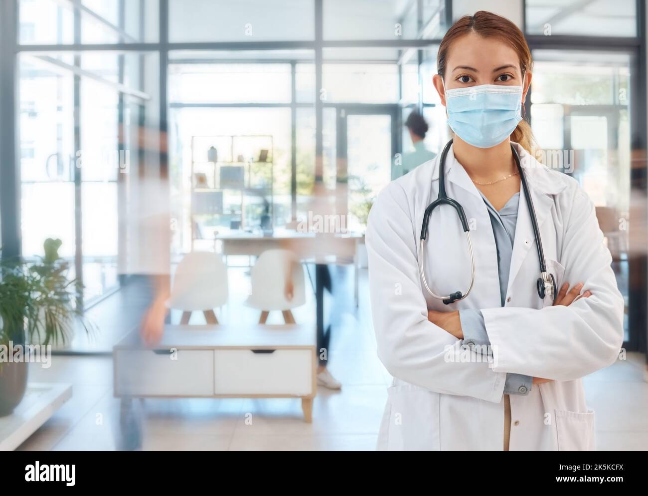 Ppe hospital female hi-res stock photography and images - Alamy