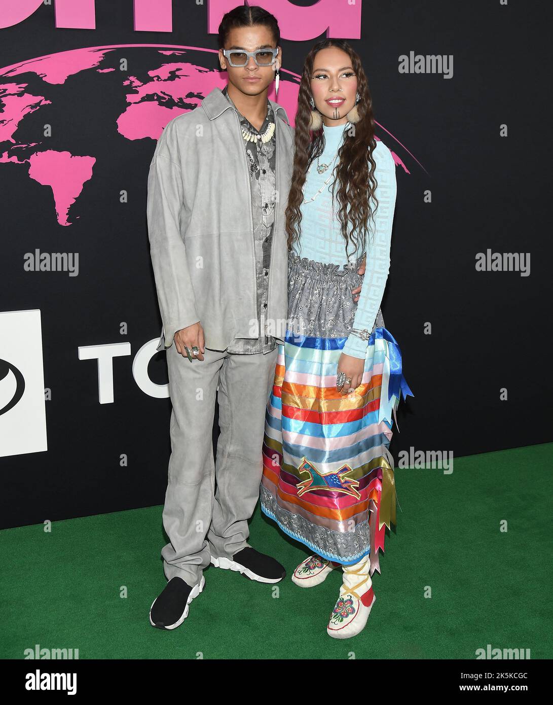 (L-R) D’Pharaoh Woon-A-Tai and Quannah Chasinghorse arrives at the 2022 ...