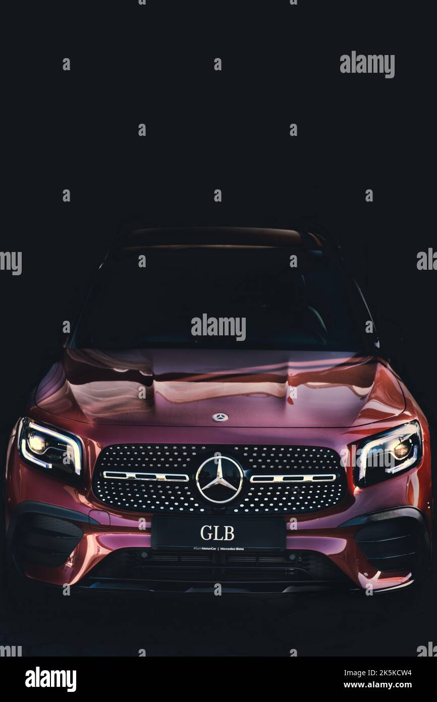 Carwallpapers hi-res stock photography and images - Alamy