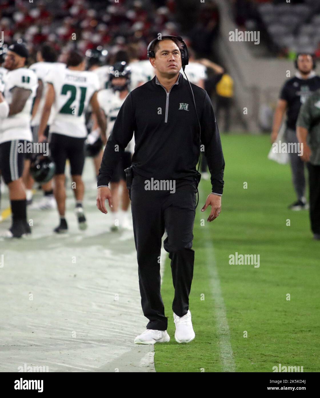 October 8, 2022 - Hawaii Rainbow Warriors head coach Timmy Chang during ...