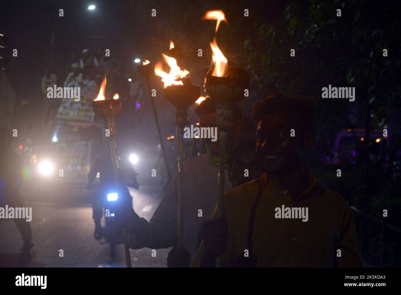 Lahore, Punjab, Pakistan. 8th Oct, 2022. Pakistani people light ...