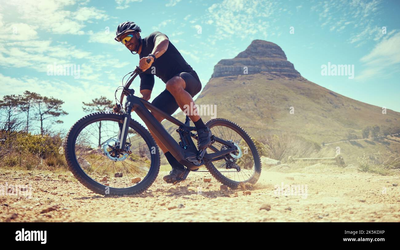 Lion on bike hi-res stock photography and images - Alamy