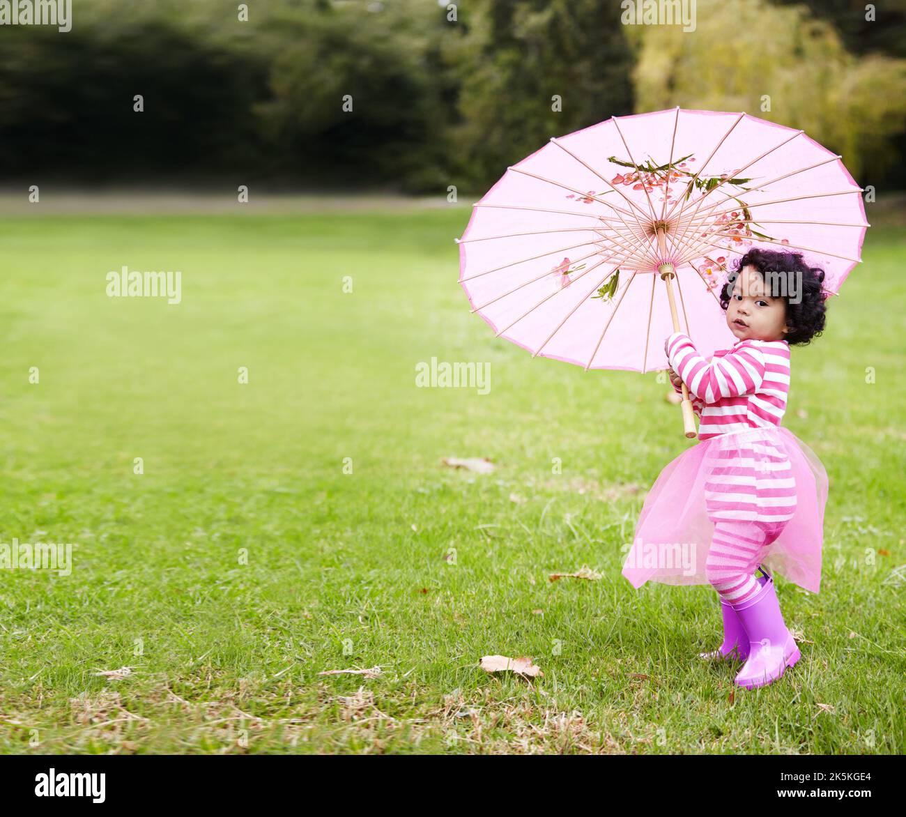 Its about to get real fancy up in here. an adorable little girl playing ...