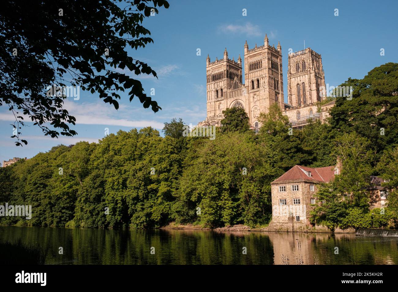 Durham England 2022 06 07 Durham Cathedral Exterior During Sunny Summer Day View From River