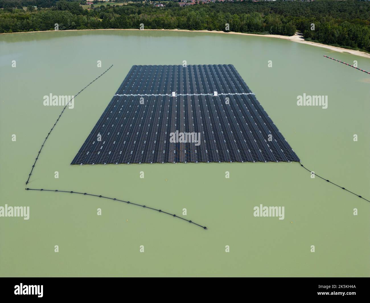 Largest floating solar farm hi-res stock photography and images - Alamy