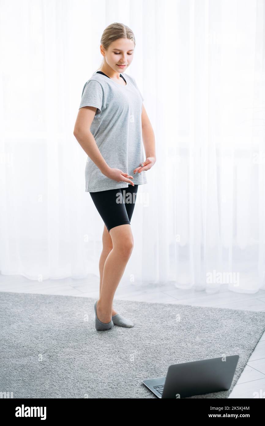 online dance class home training girl with laptop Stock Photo - Alamy
