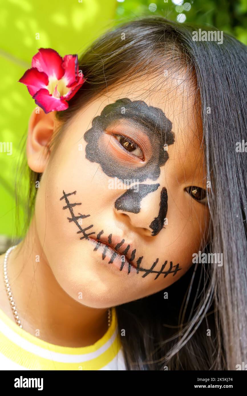 Female Zombie Face Paint