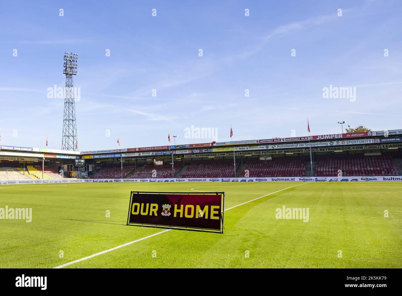 DEVENTER, Stadium De Adelaarshorst, 09-10-2022 , season 2022 / 2023 ...