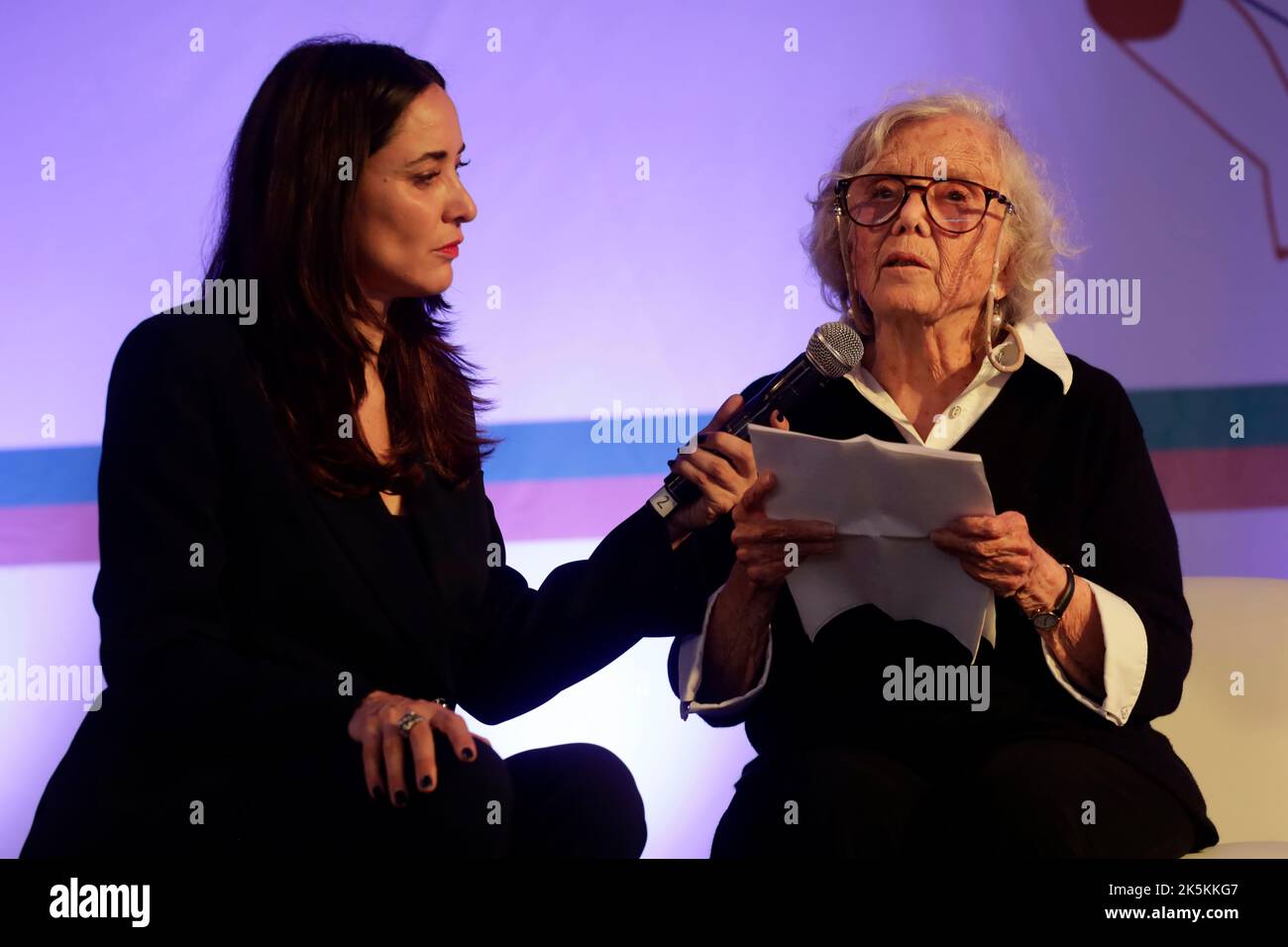 Mexico city secretary of culture hi-res stock photography and images ...