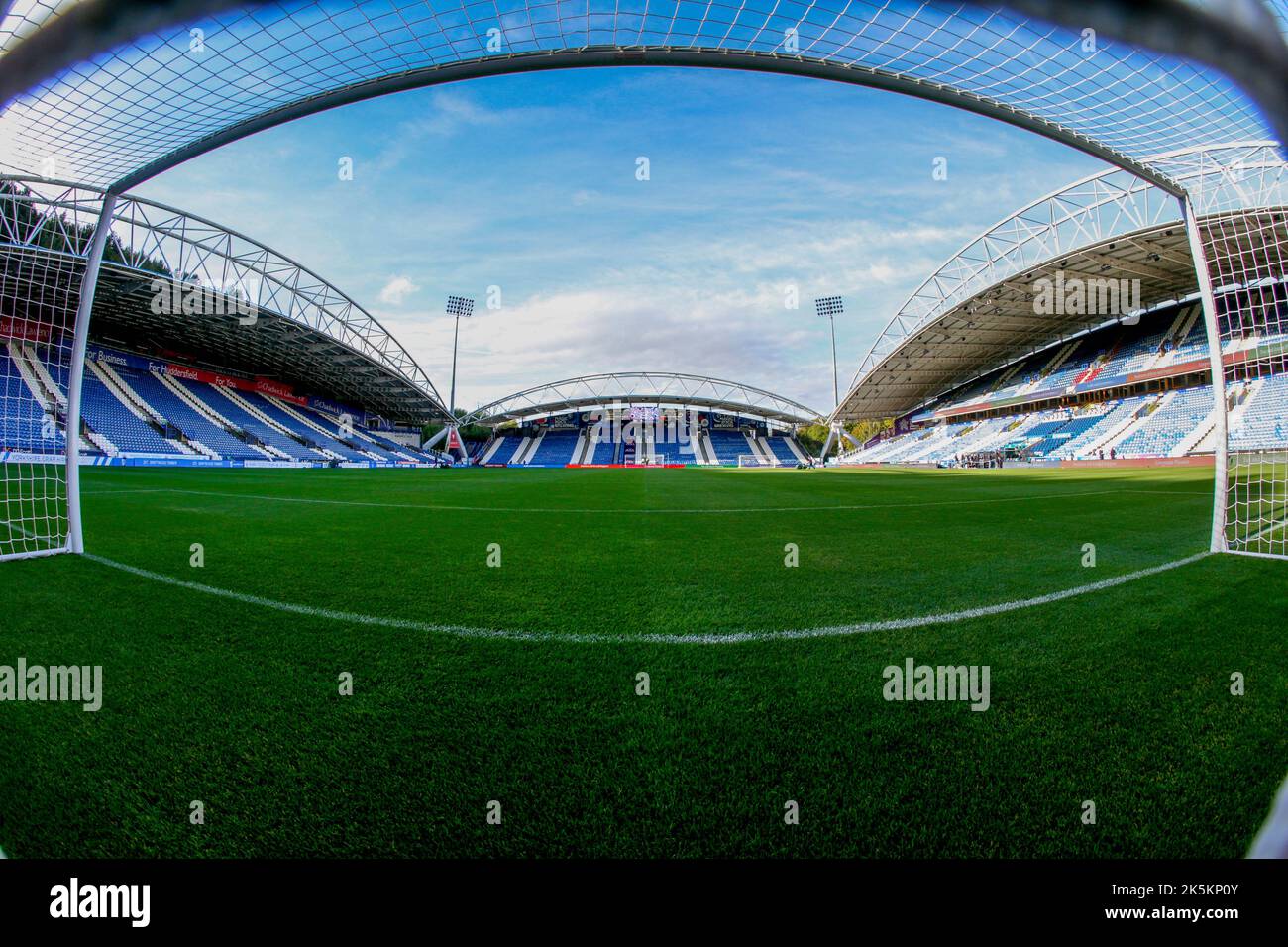 Home ground hull hi-res stock photography and images - Alamy