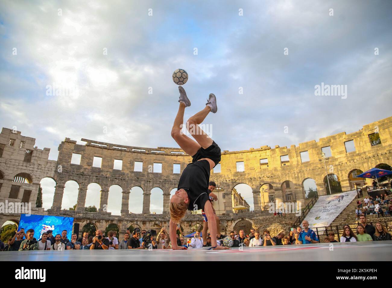 The world finals of Red Bull Street Style, the technique competition ...