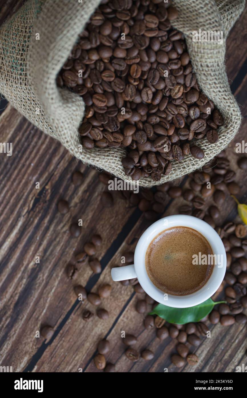 Jute sack hi-res stock photography and images - Alamy