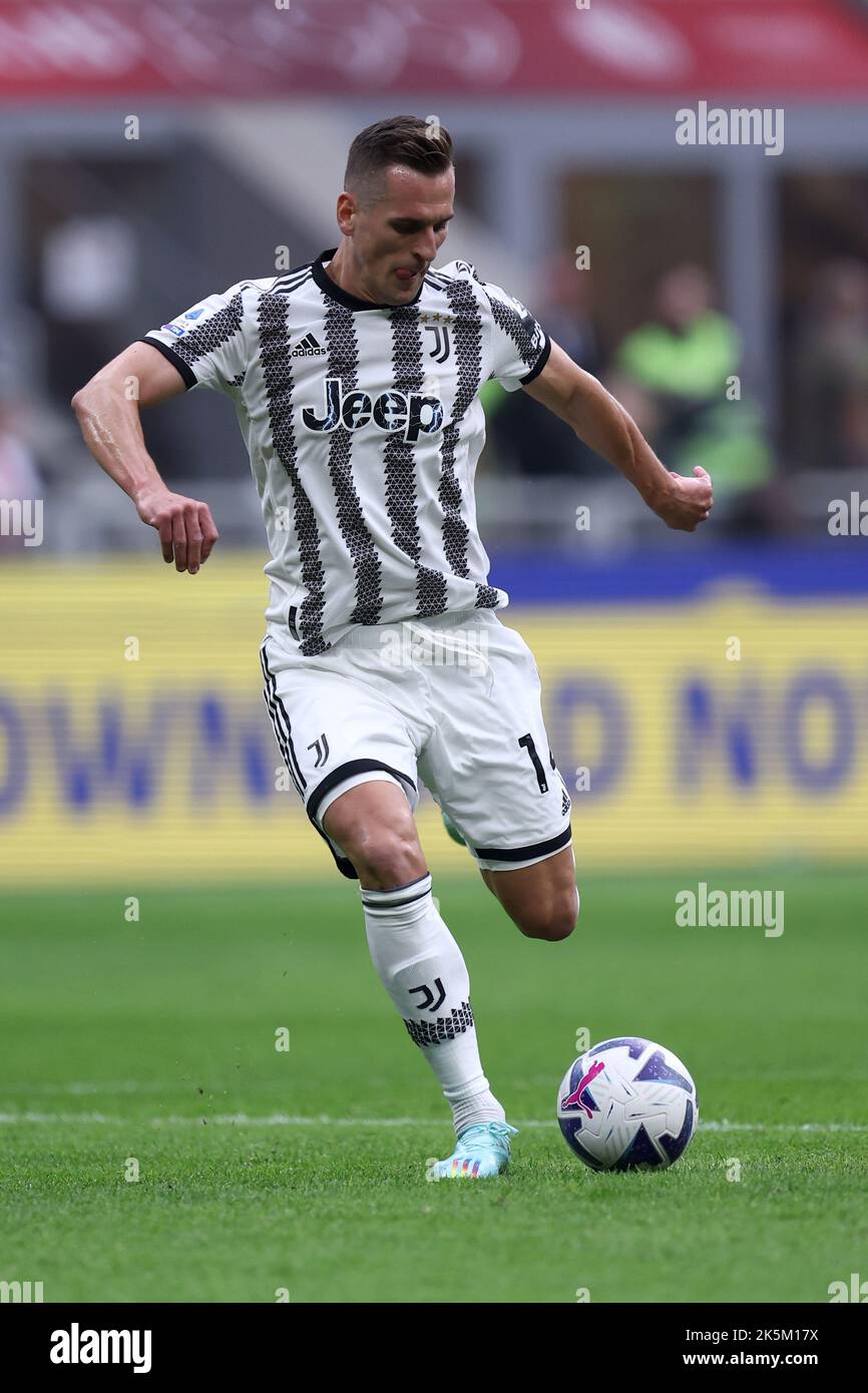 Milan, Italy. 8th Oct 2022. Arkadiusz Milik of Juventus Fc controls the ...