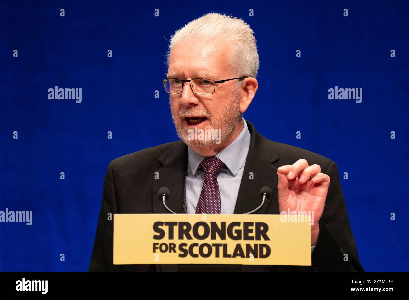 Mike russell snp hi-res stock photography and images - Alamy
