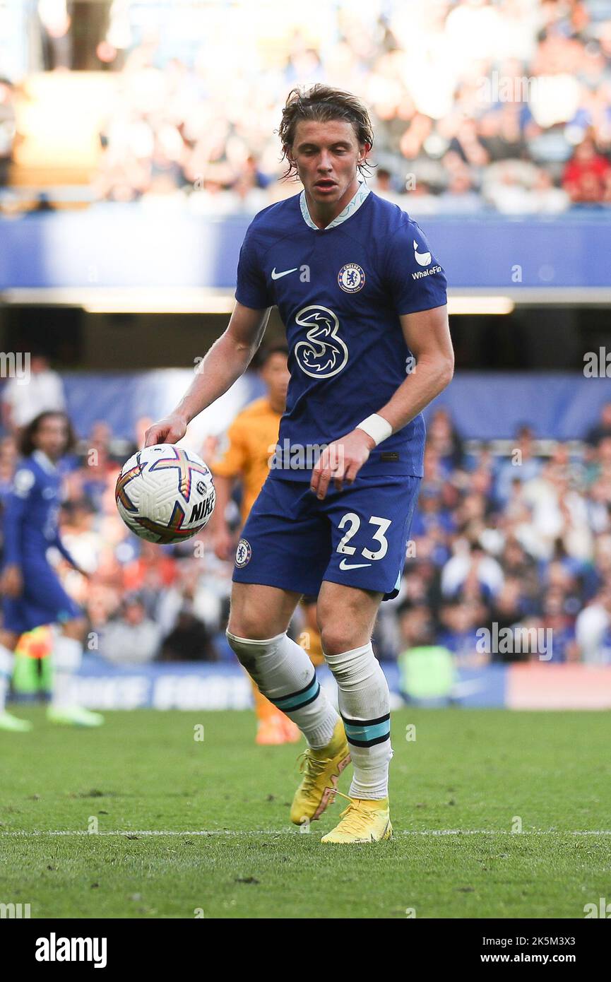 London, UK. 09th Oct, 2022. Conor Gallagher of Chelsea in action during ...