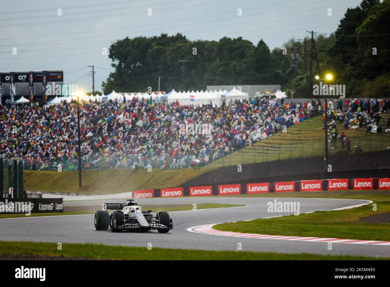 10 GASLY Pierre (fra), Scuderia AlphaTauri AT03, action during the Formula 1 Honda Japanese ...