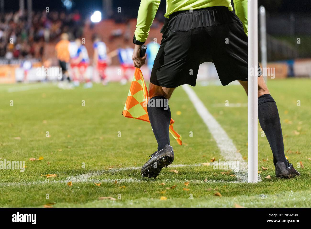 Soccer referees assistant hi-res stock photography and images - Alamy