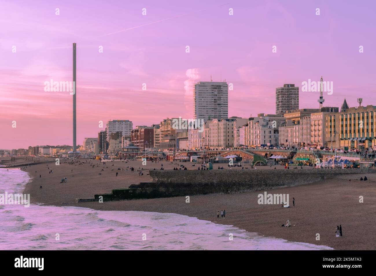 Brighton, East Sussex, England. 08 October 2022. The view from Brighton Palace Pier looking ...