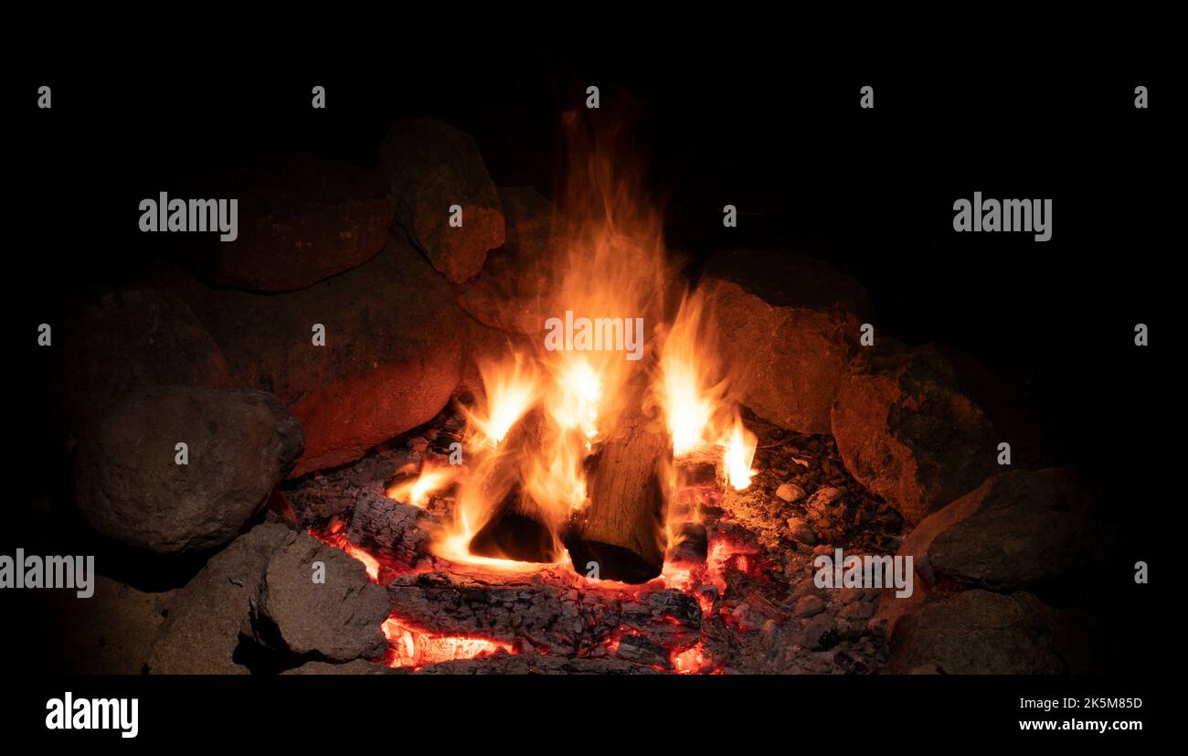 Ring of rocks around a campfire for added safety Stock Photo - Alamy