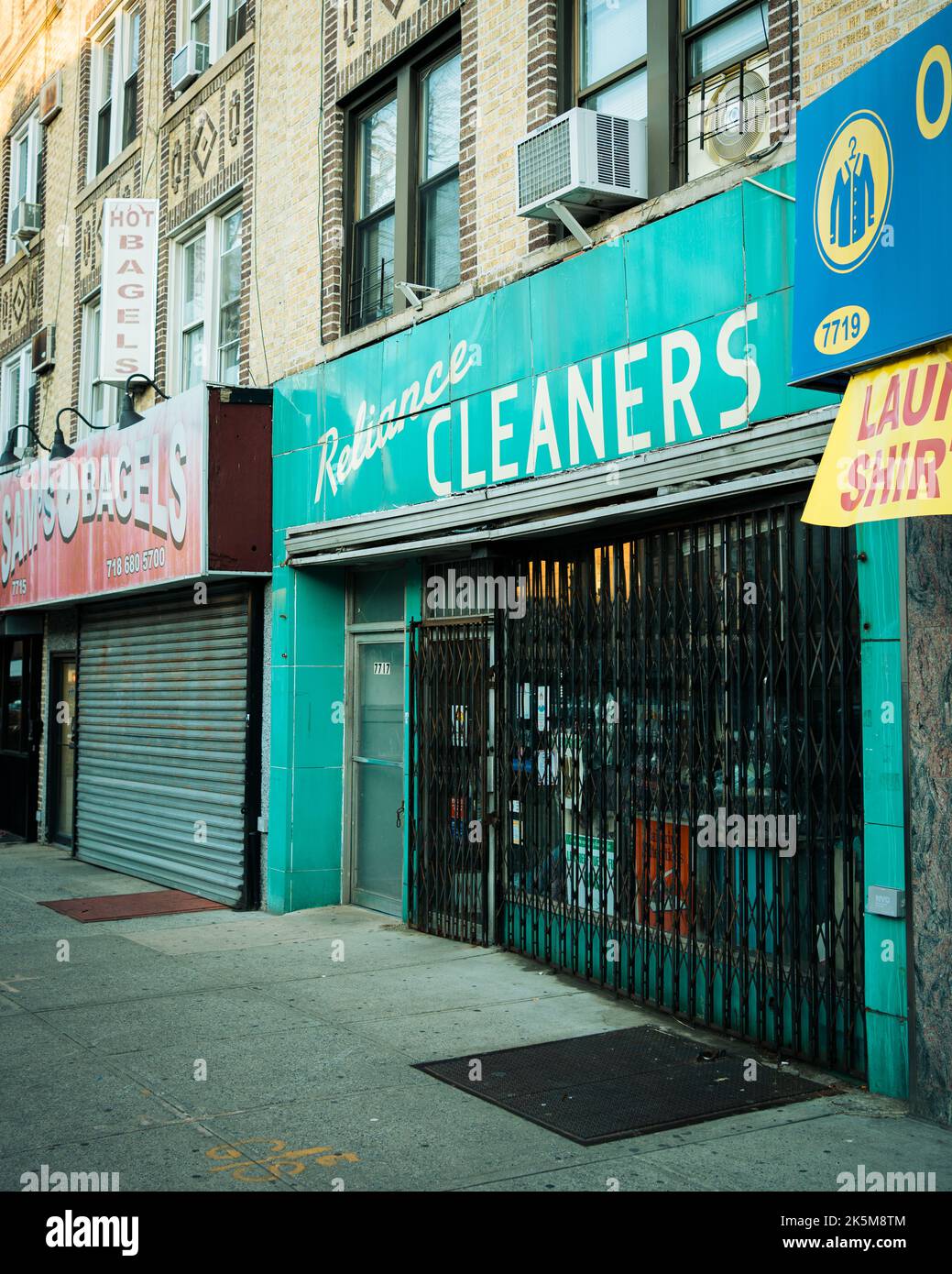 Reliance bay hi-res stock photography and images - Alamy