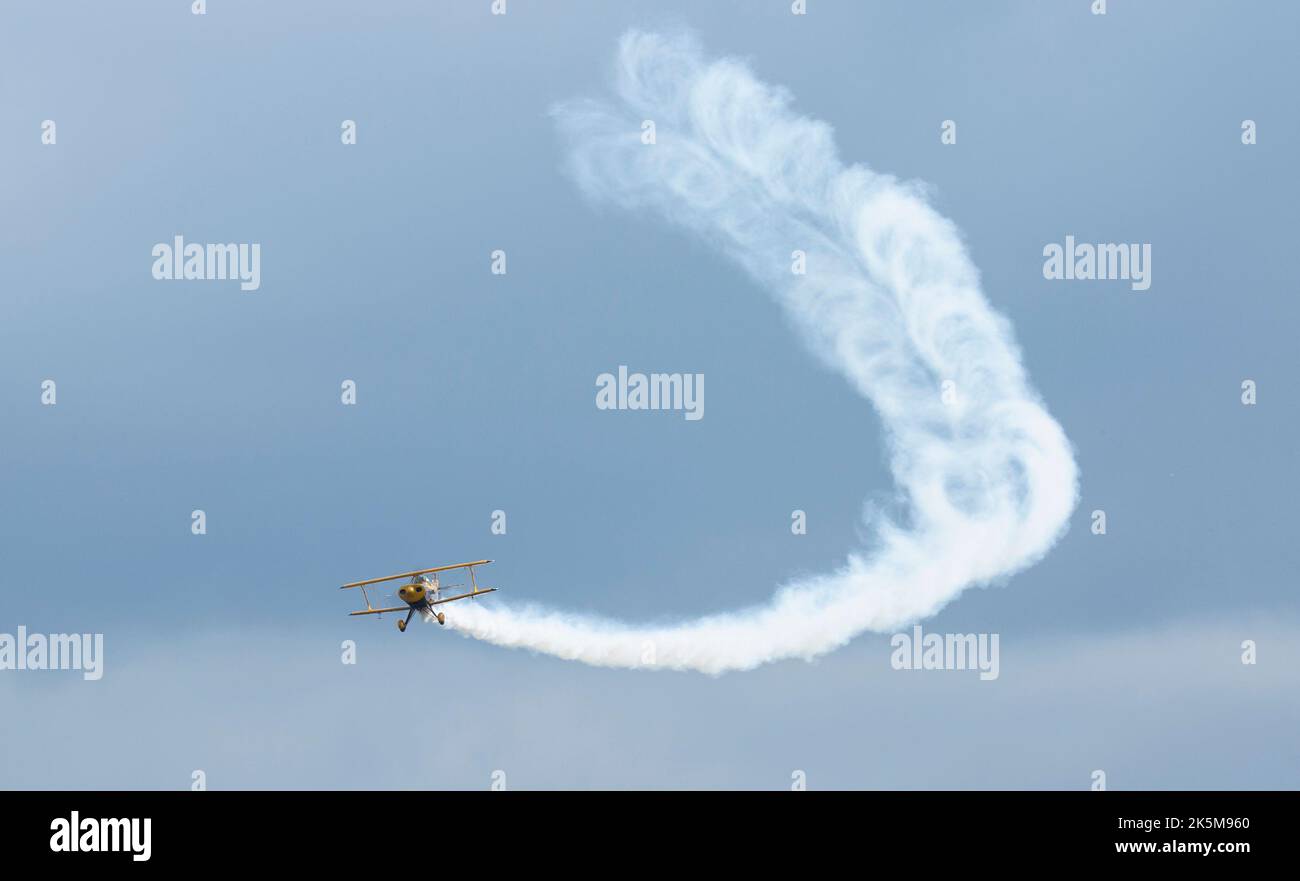 Display team spirit hi-res stock photography and images - Alamy