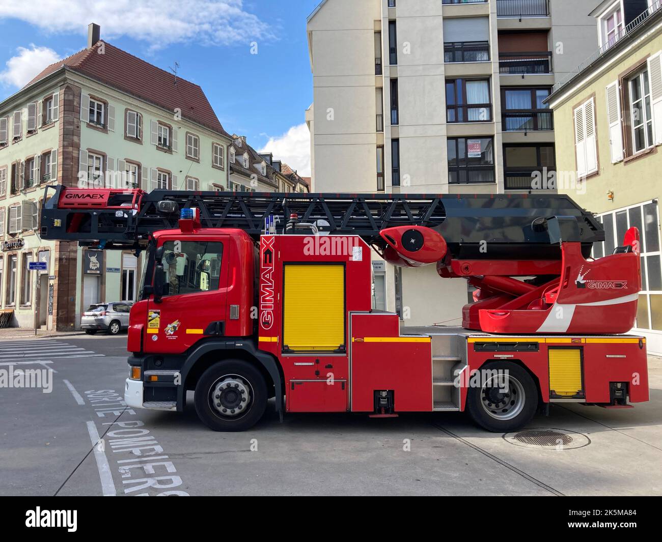 Firefighting in france hi-res stock photography and images - Alamy