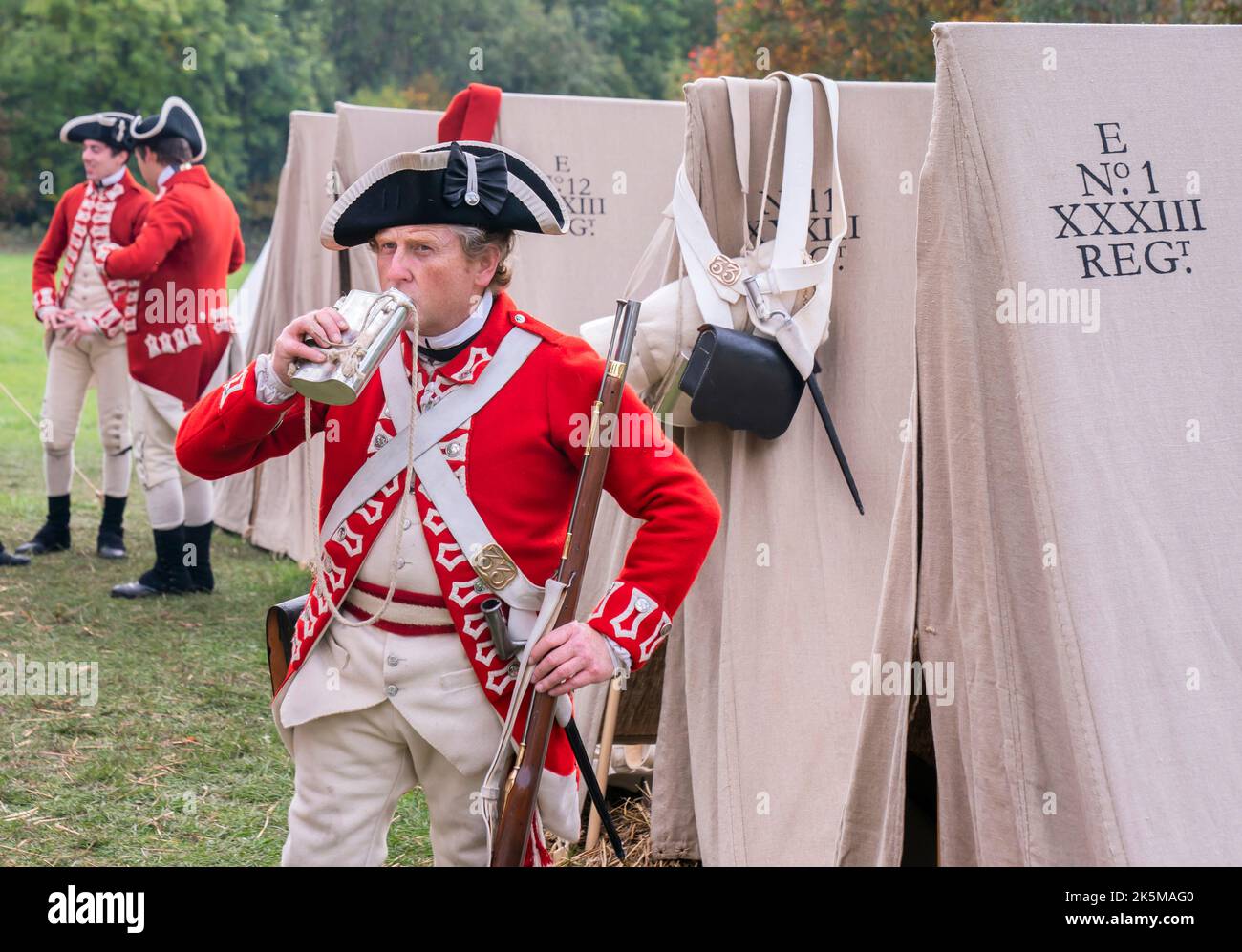Re-enactors from the 6th Virginia 1776 regiment during the Batts in ...