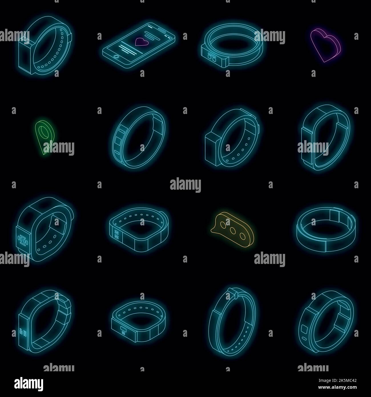 Fitness bracelet icons set. Isometric set of fitness bracelet vector ...