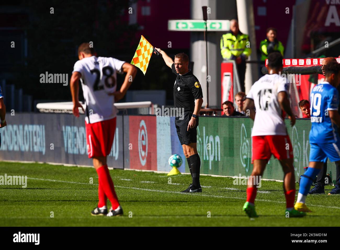 Assistant referee johan balder hi-res stock photography and images - Alamy