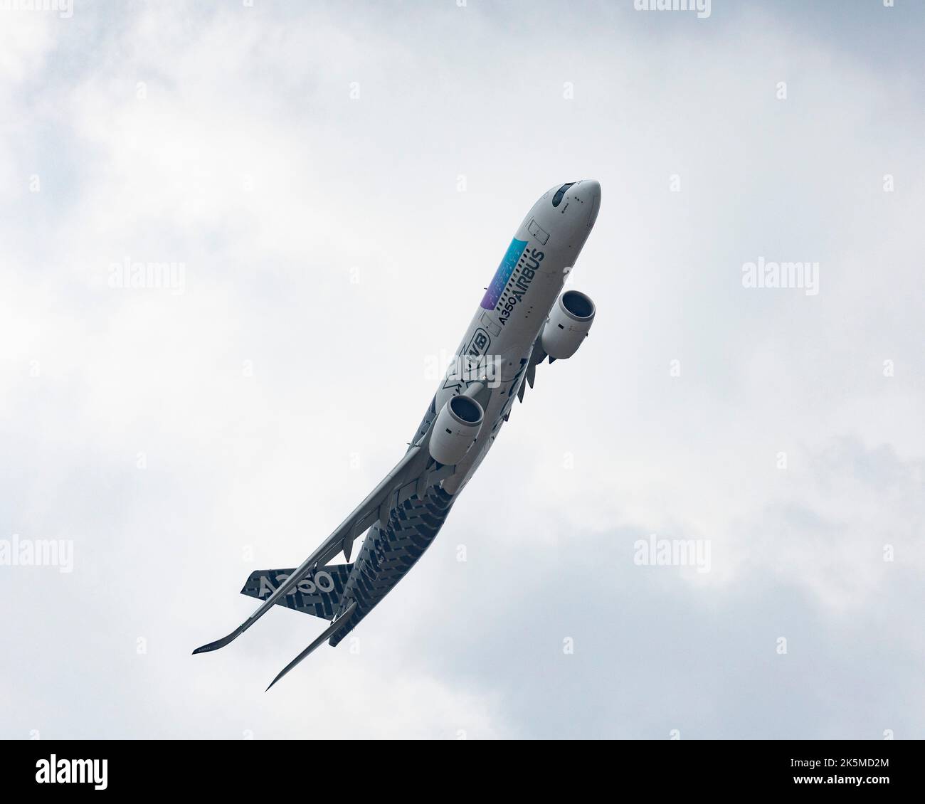 The Airbus A350 commercial airliner flying at the 2022 Farnborough ...
