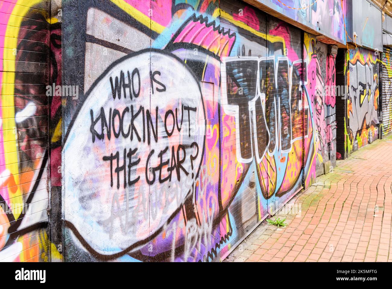 Colourful shop shuttered windows hi-res stock photography and images ...