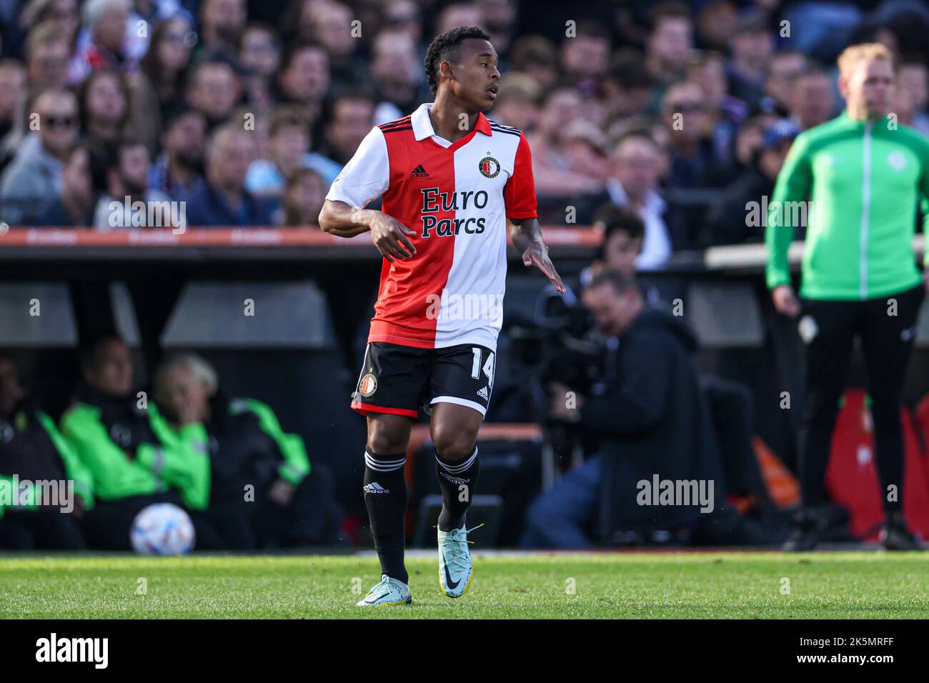 ROTTERDAM, NETHERLANDS - OCTOBER 9: Igor Paixao of Feyenoord during the Dutch Eredivisie match ...