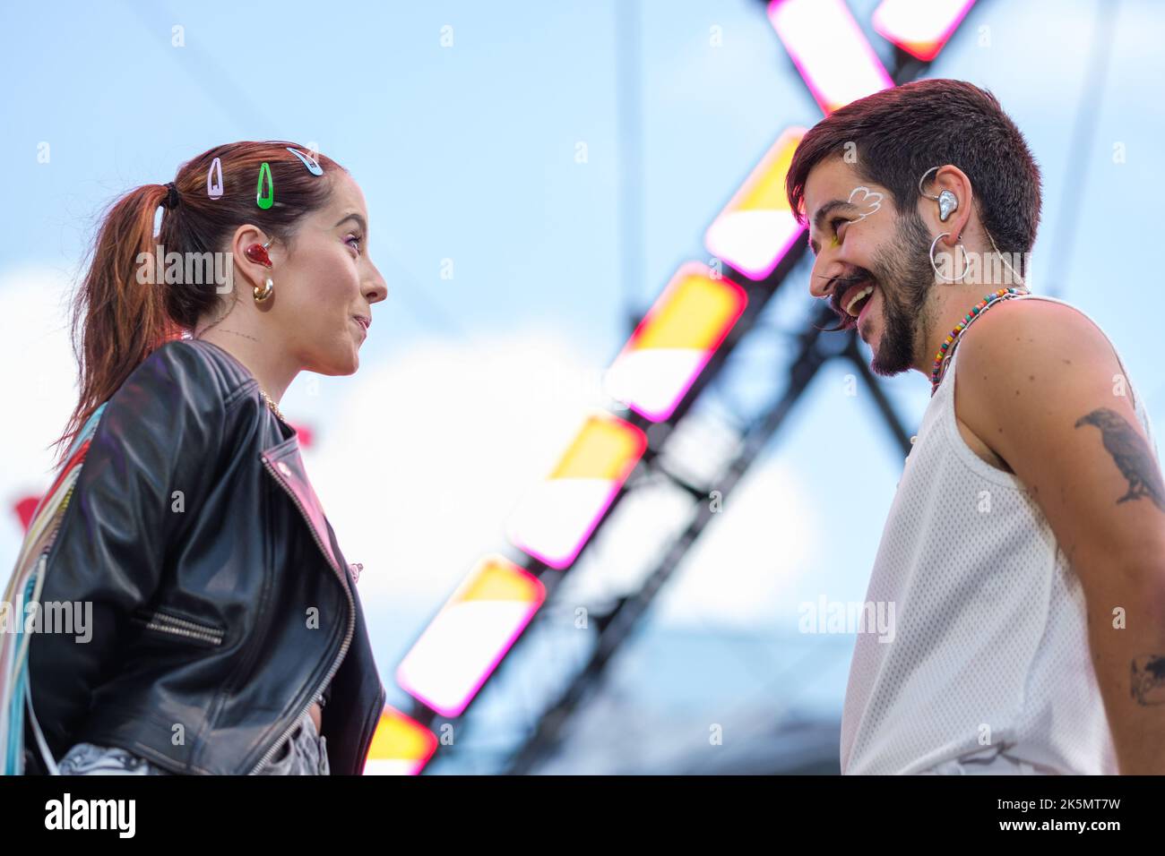 Singer Eva Luna and the Colombian musician Camilo Andrés Echeverry ...