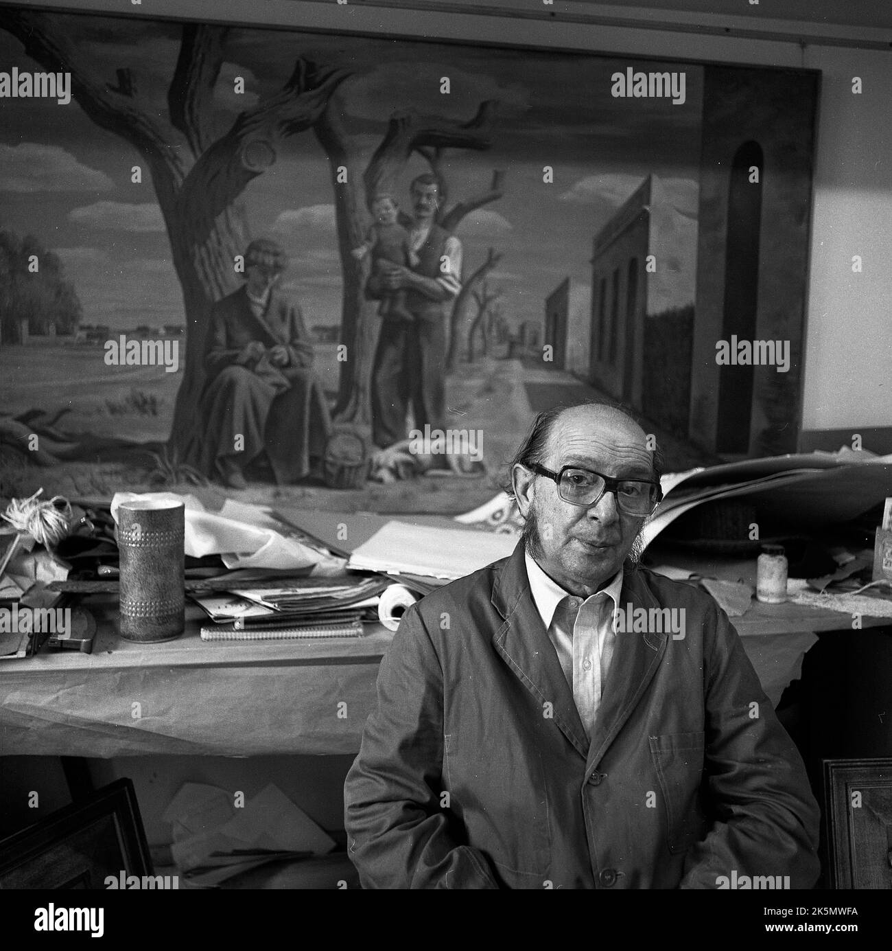 Antonio Berni, Argentine painter, engraver and muralist in his Buenos ...