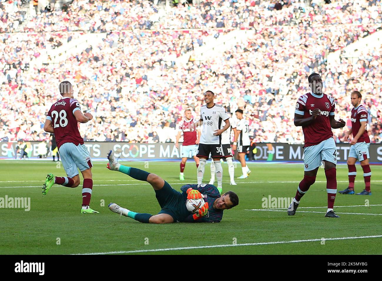October 9th 2022: London Stadium, London, England; Premier League ...