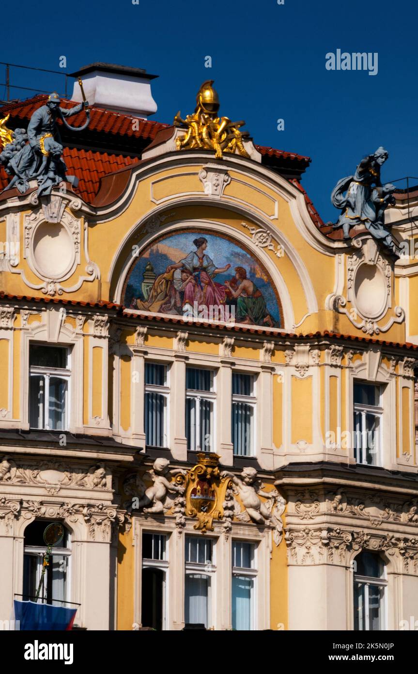 Baroque revival architecture hi-res stock photography and images - Alamy