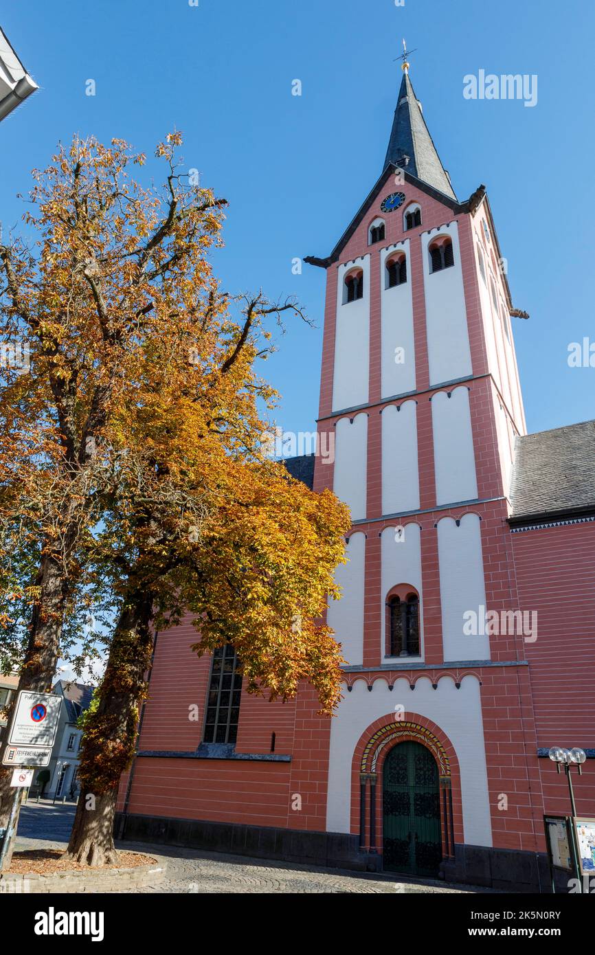 Katholische Propsteikirche St. Mariae Geburt in der historischen ... Katholische Propsteikirche St. Mariae Geburt in der historischen ...
