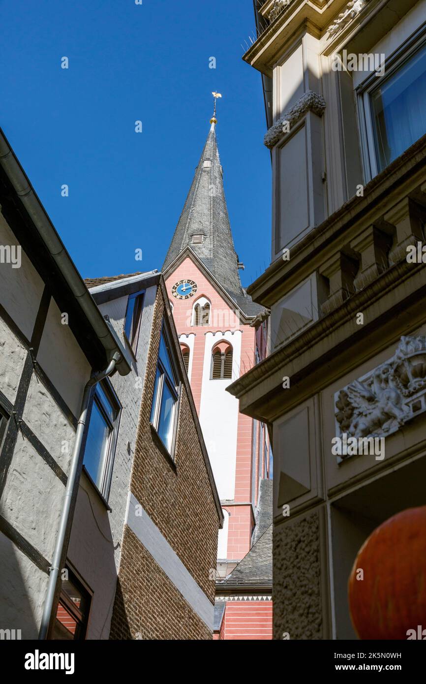 Katholische Propsteikirche St. Mariae Geburt in der historischen ... Katholische Propsteikirche St. Mariae Geburt in der historischen ...