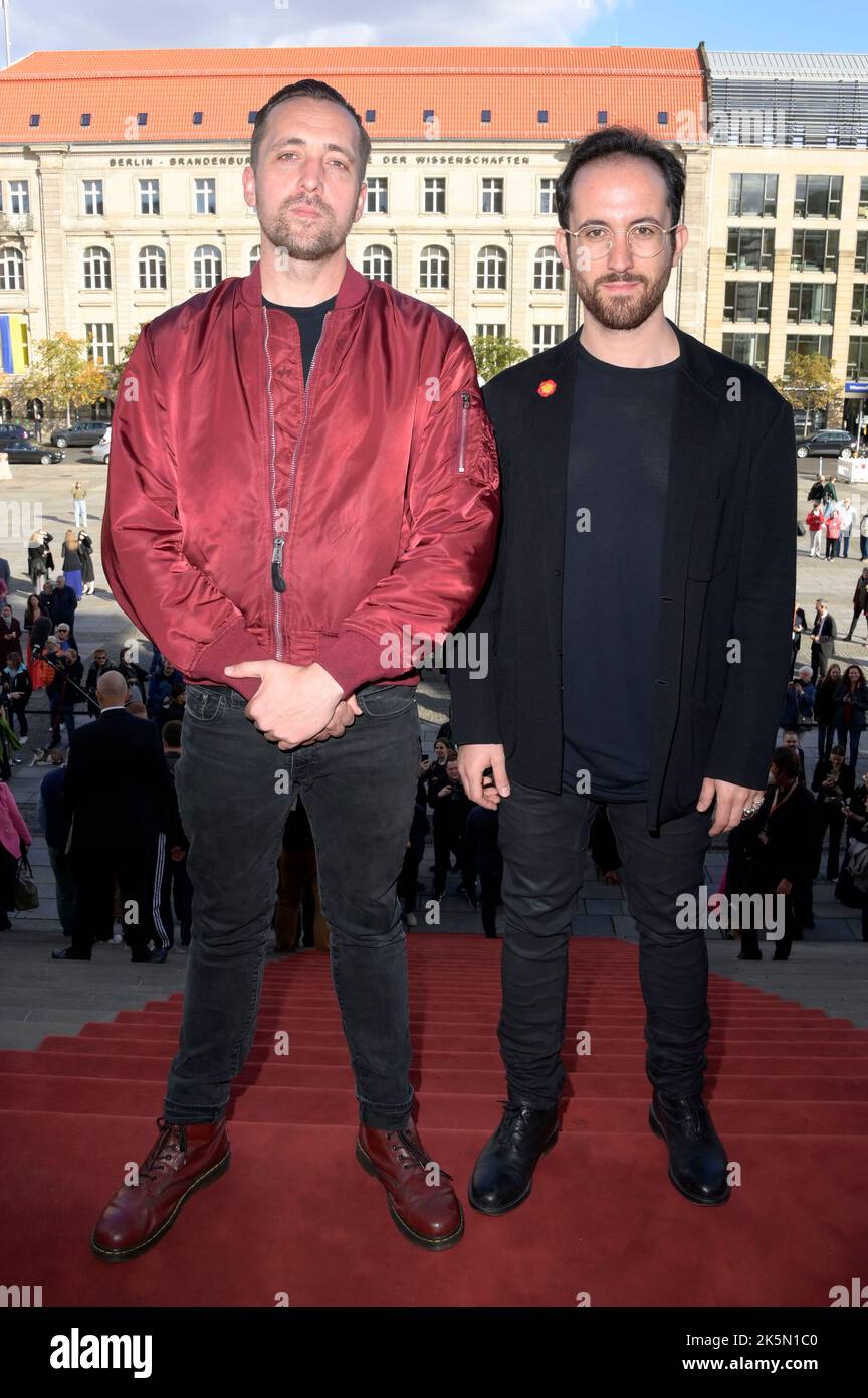 Berlin, Germany. 09th Oct, 2022. Danger Dan (l), musician, and Igor ...