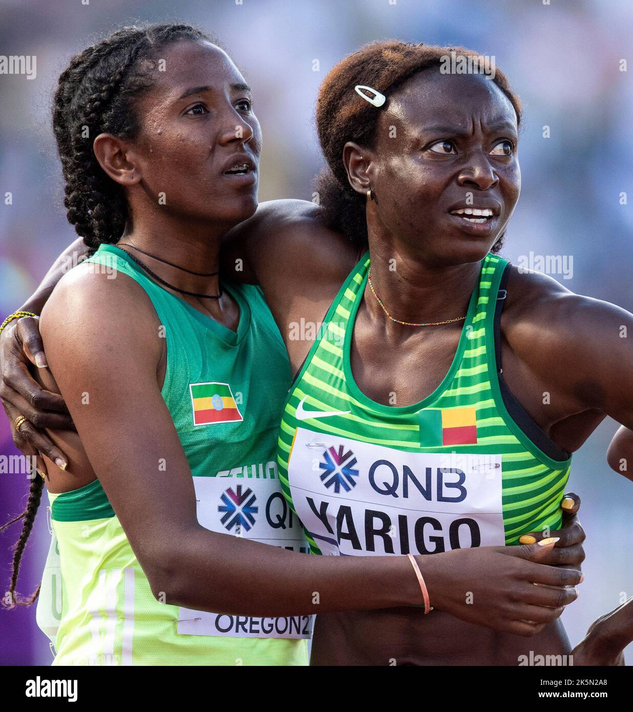 Habitam Alemu of Ethiopia and Noélie Yarigo of Benin competing in the ...