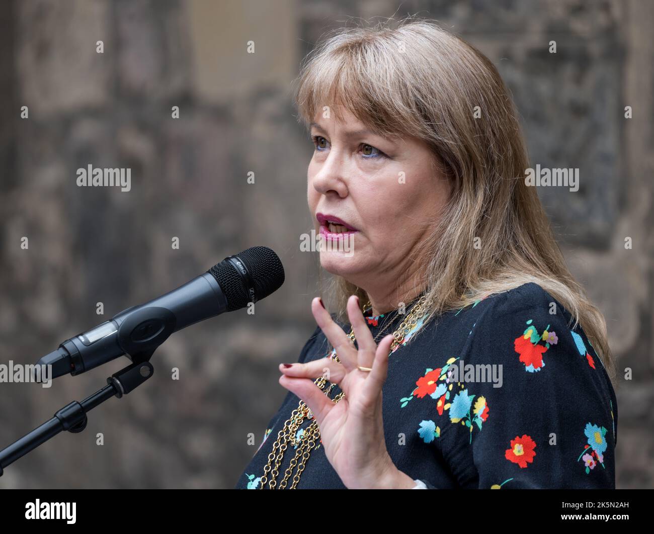 Councillor Lezley Marion Cameron, Depute Lord Provost and Scottish ...