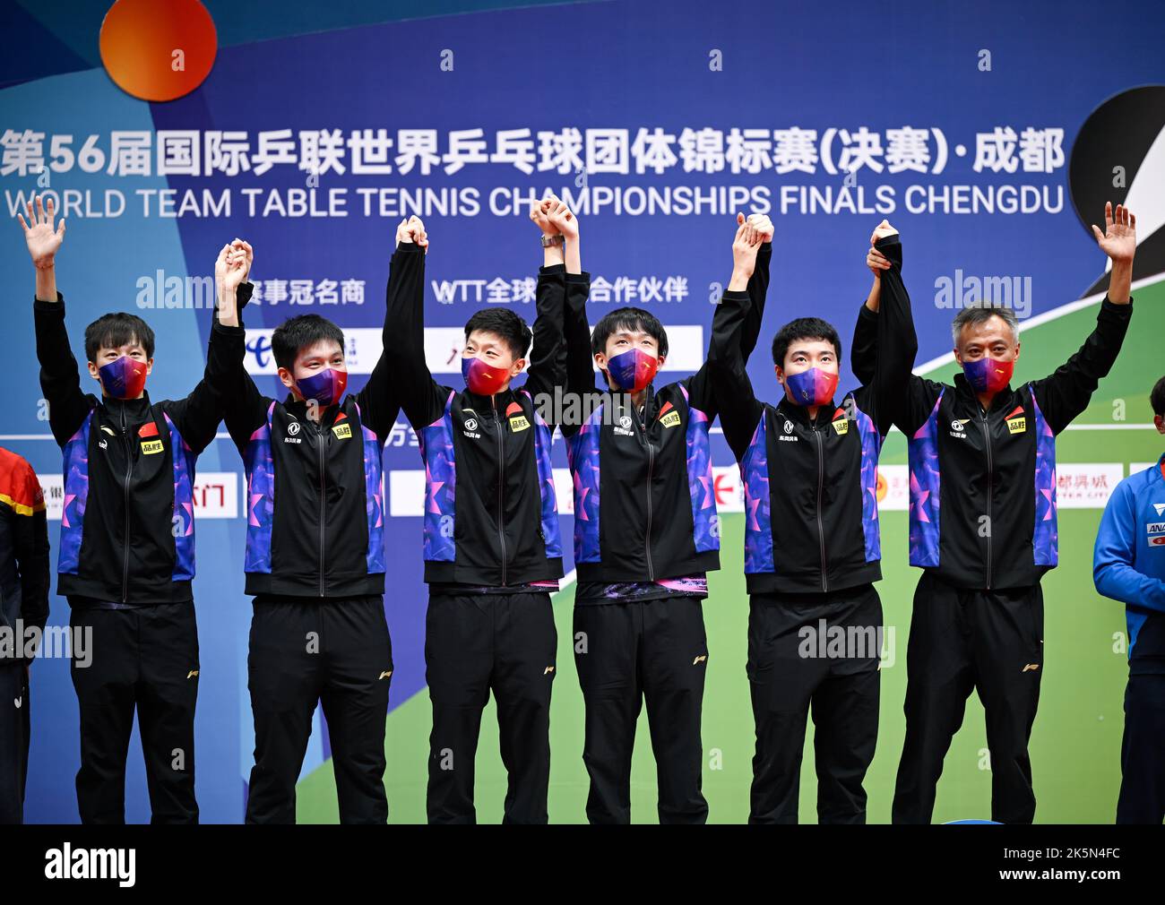 Chengdu, China's Sichuan Province. 9th Oct, 2022. Coach Qin Zhijian ...