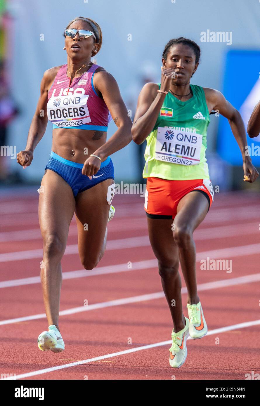 Raevyn Rogers of the USA and Habitam Alemu of Ethiopia competing in the ...