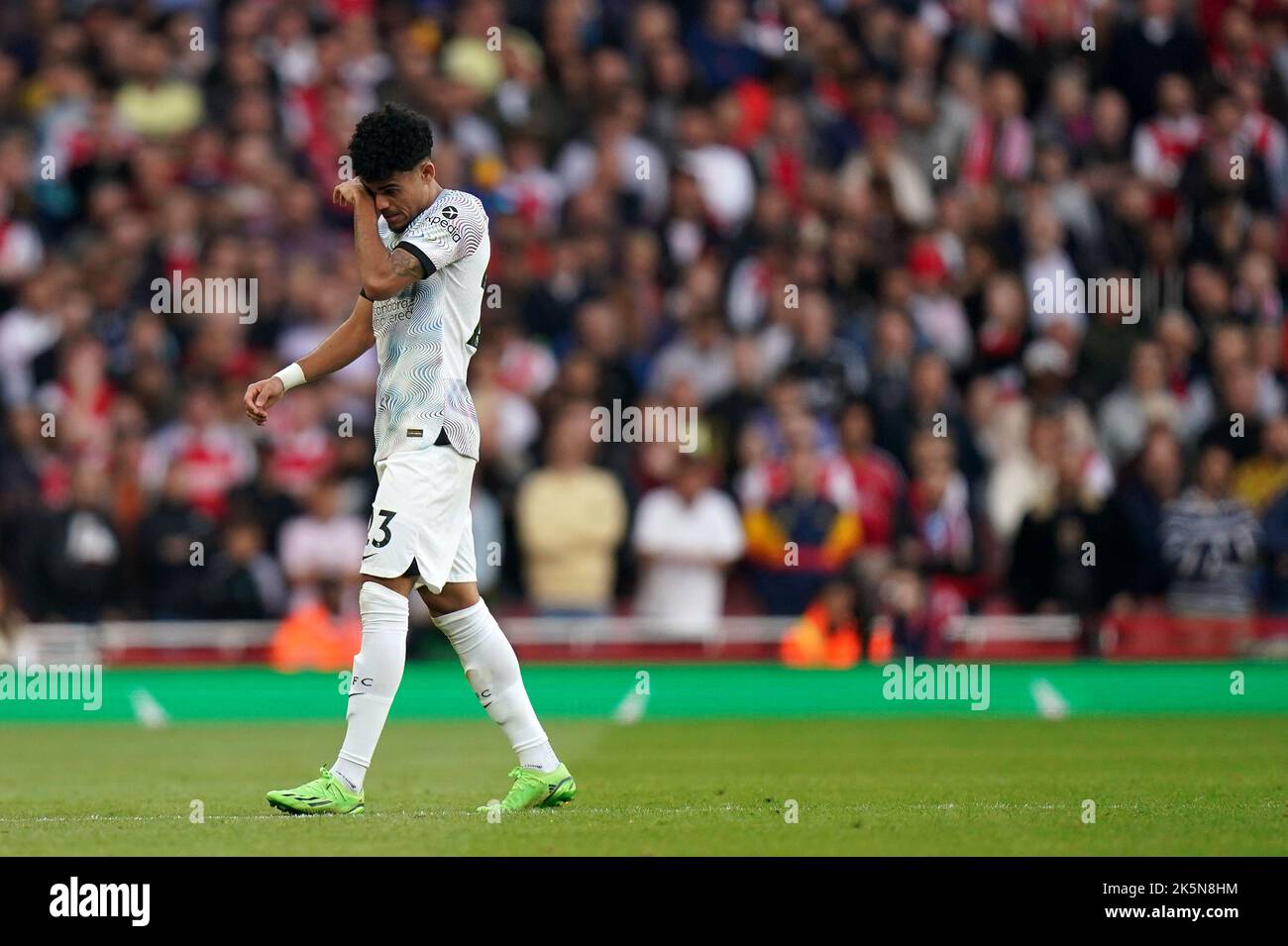 Luis diaz injury hi-res stock photography and images - Alamy