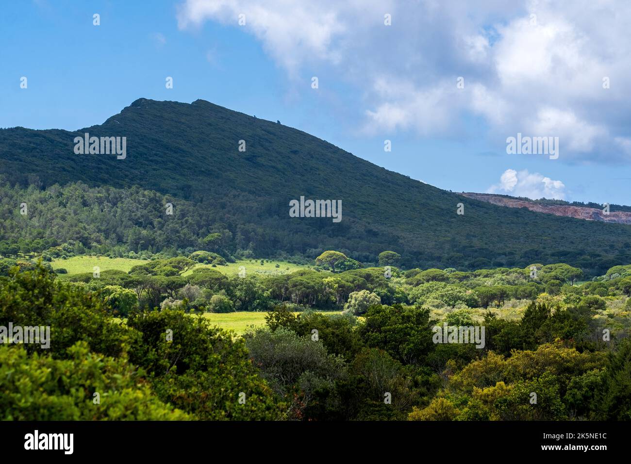 Parque natural arrabida hi-res stock photography and images - Alamy