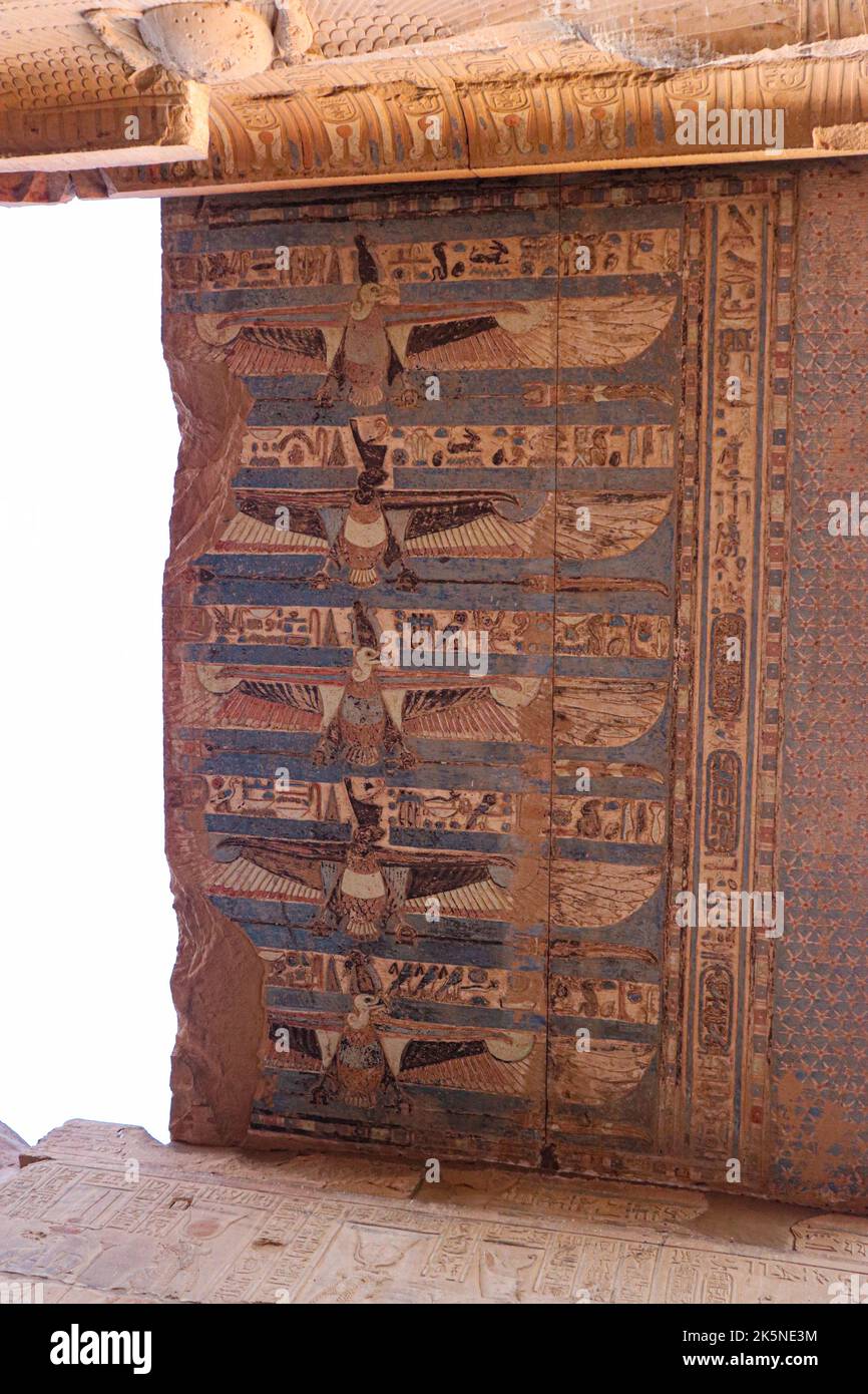 Ceiling kom ombo temple hi-res stock photography and images - Alamy