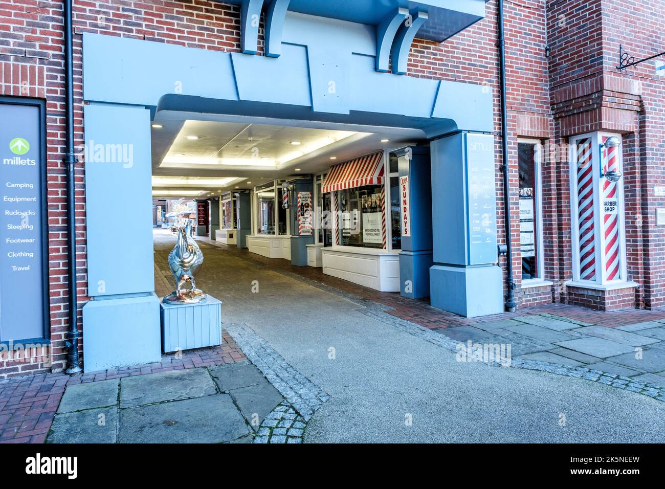 Pedestrian mall arcade hi-res stock photography and images - Alamy